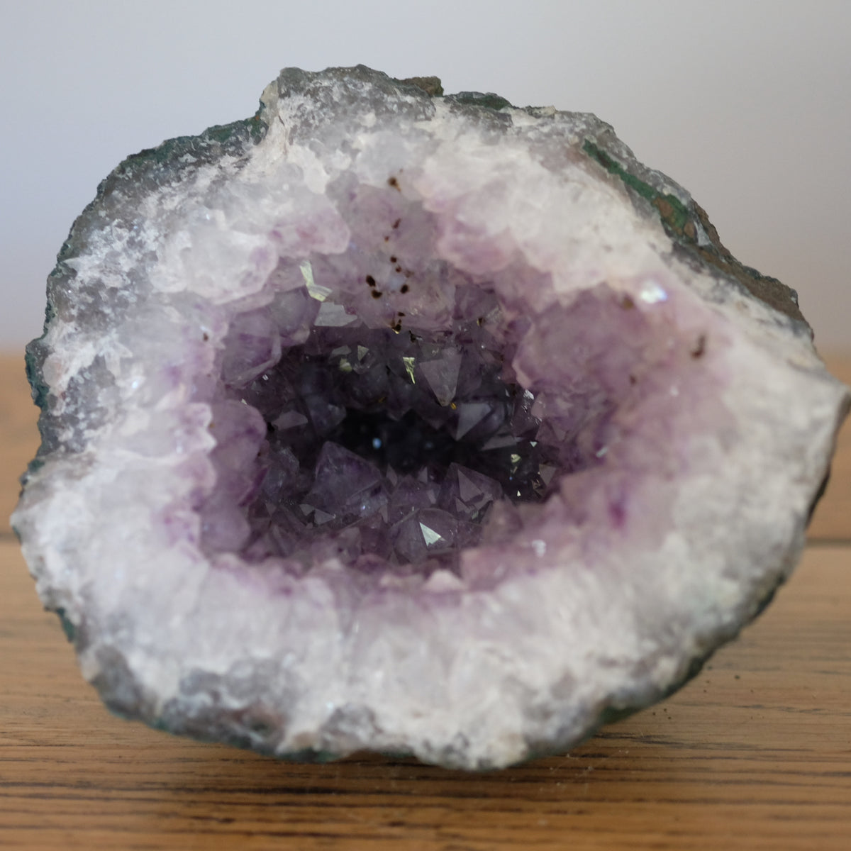 Amethyst Geode Cave – Words of Wisdom