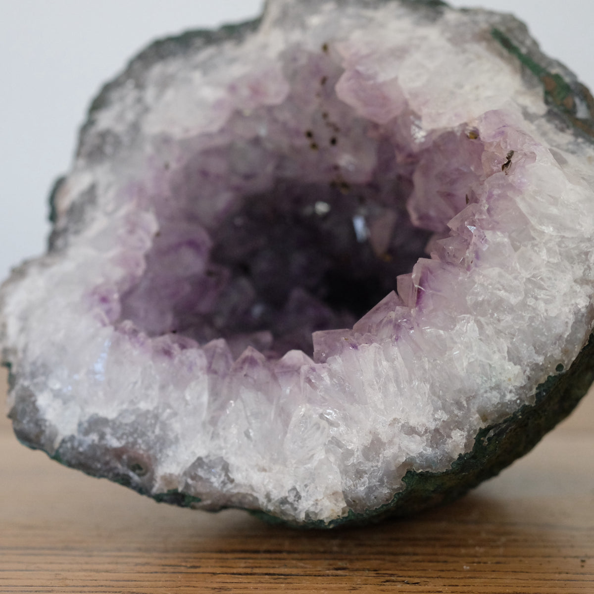 Amethyst Geode Cave – Words of Wisdom
