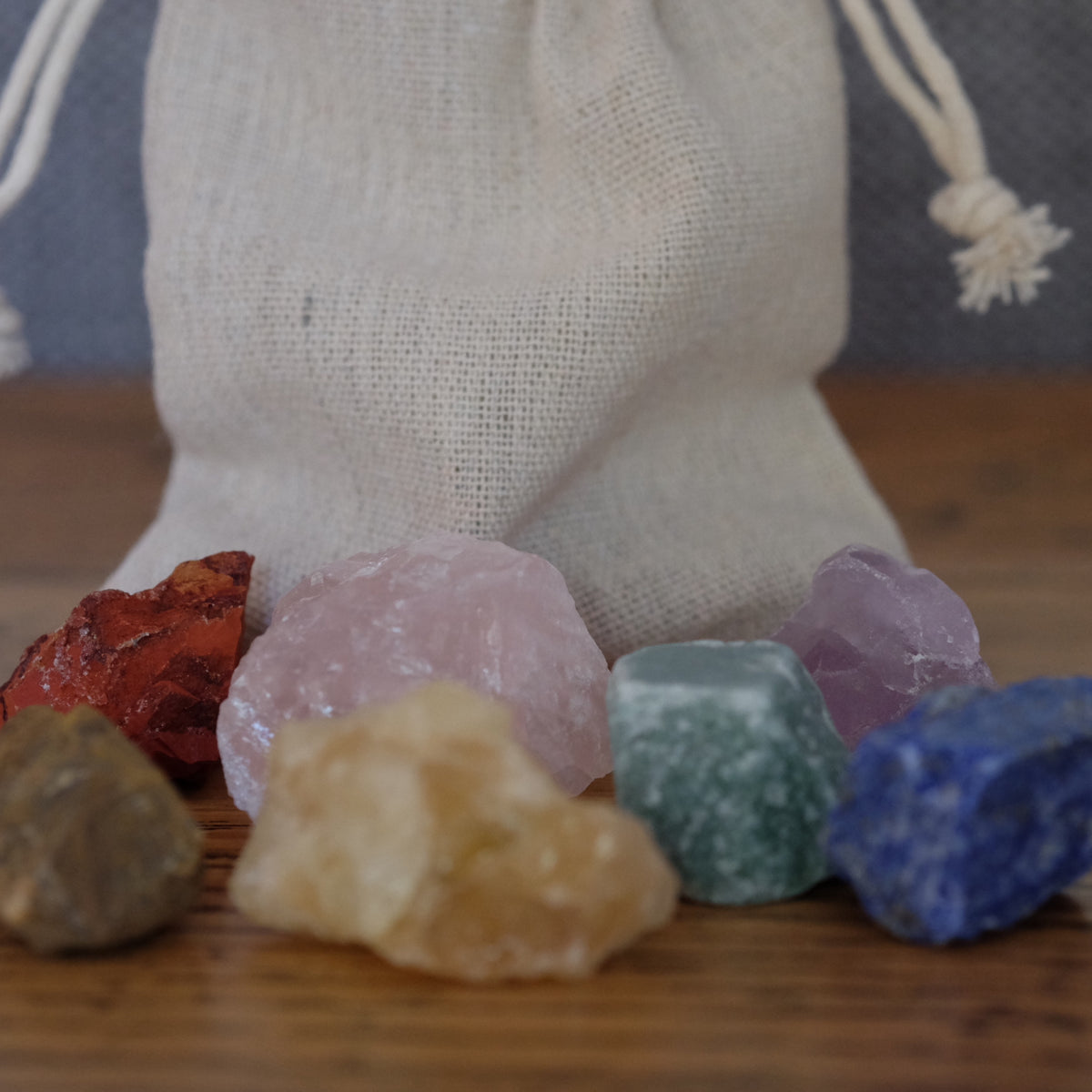 Chakra Raw Crystal Set – Words of Wisdom